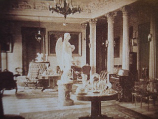 Słowem Malowane: Tamera Alexander, Niezapomniane wrażenie.