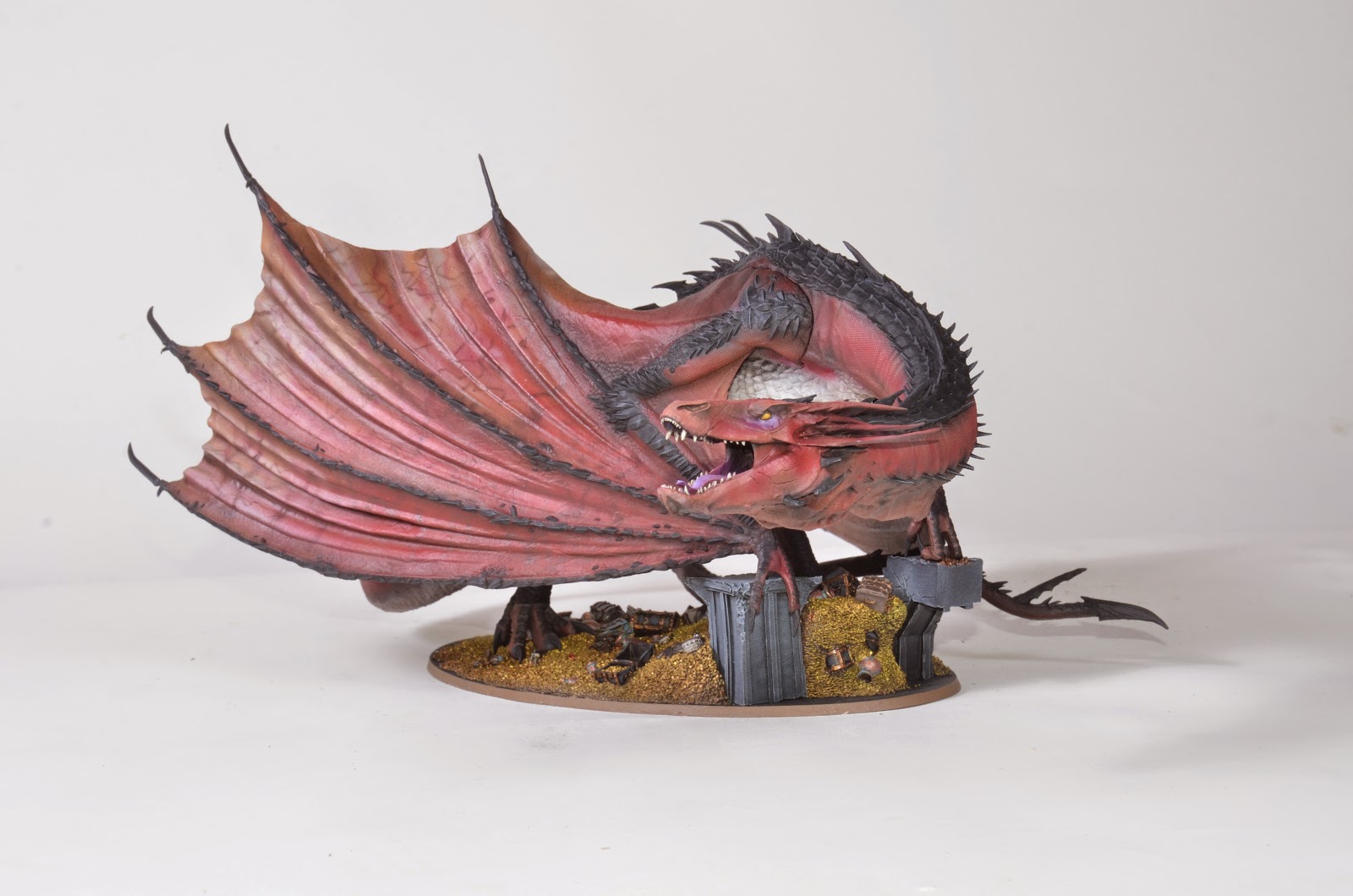 Watching Paint Dry: Smaug Finished - Better Pictures