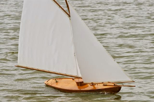 A Pond Yacht Restoration: Rigging.