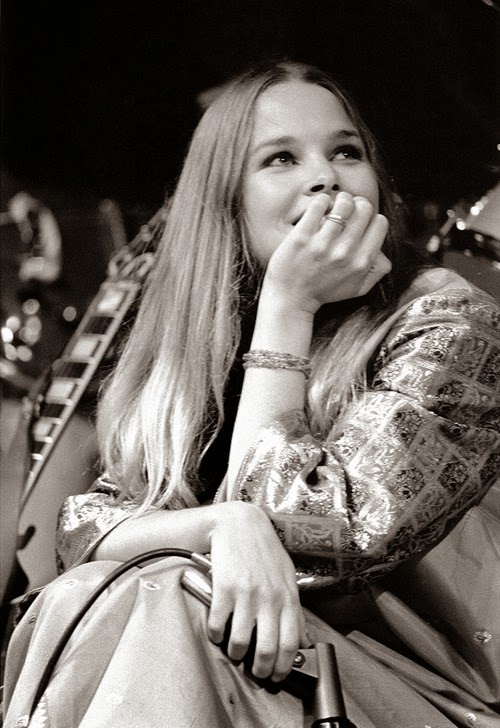 Bar do Bulga: Ecos de Michelle Phillips