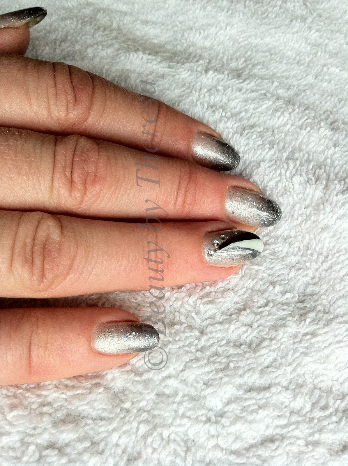 Theresa Bloor (Beauty by Theresa): Nail Design of the Day - Gelish ...