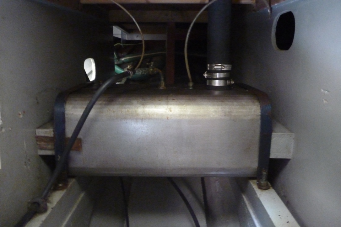 STREAM OF CONSCIOUSNESS: _____________ DOING SUMP THING ABOUT THE FUEL ...