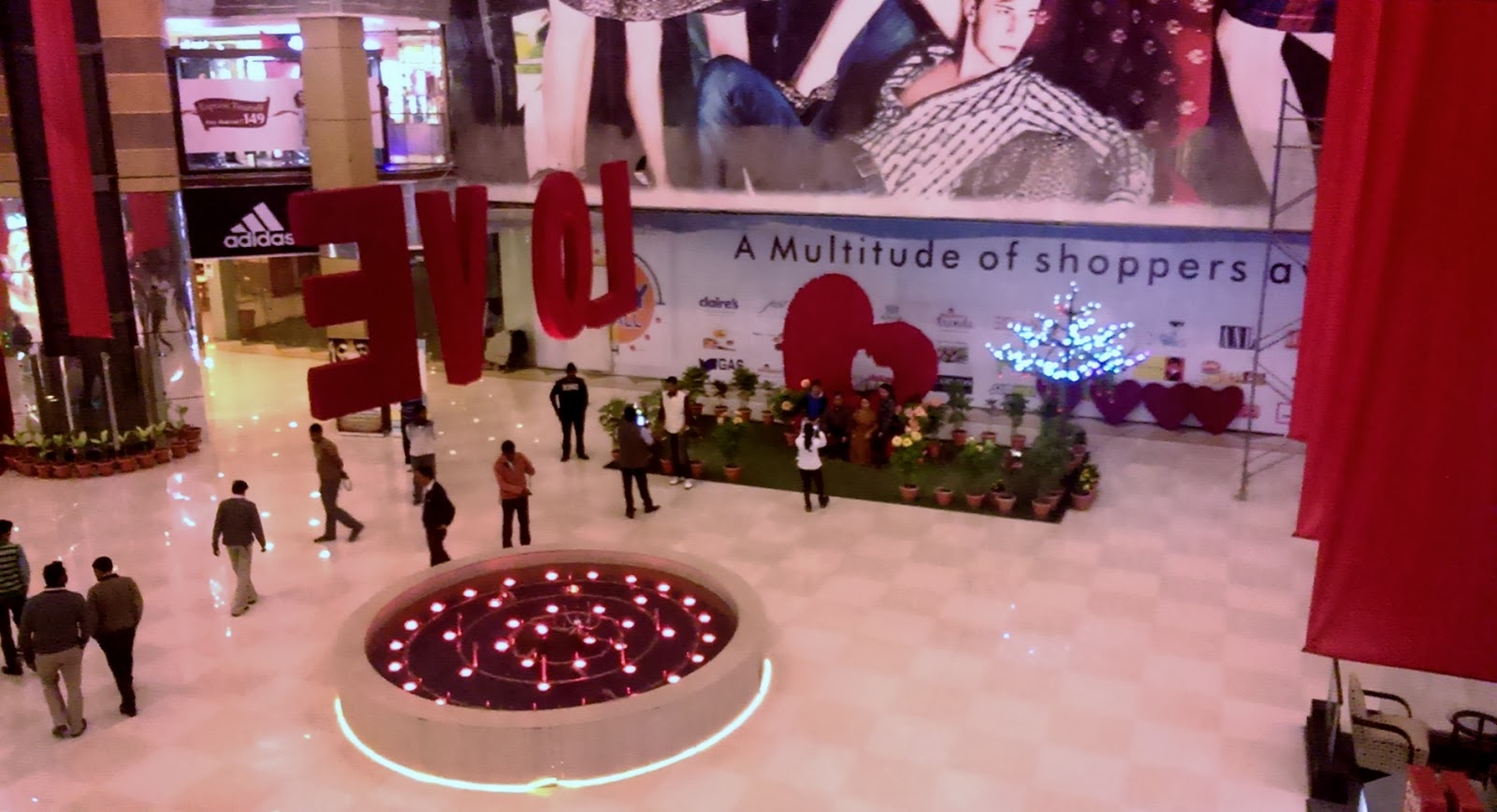 Life,films and nostalgia: SRS WOW Mall Gomti Nagar Lucknow preparing ...