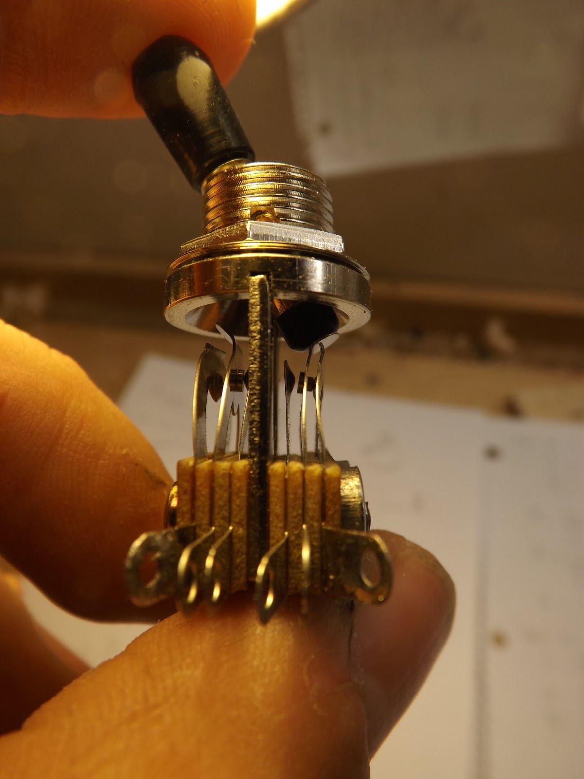 Woodford Instruments: An electronic puzzle.