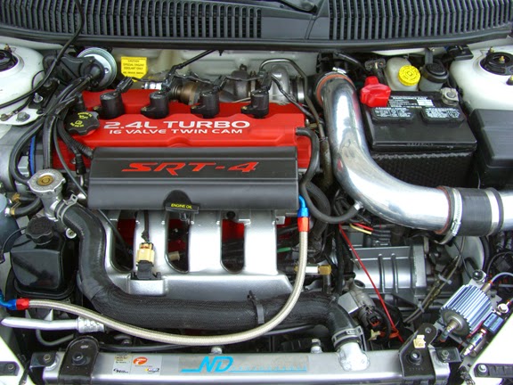 Teste em vídeo do GT6: Dodge Neon SRT-4 2.416V Turbo.