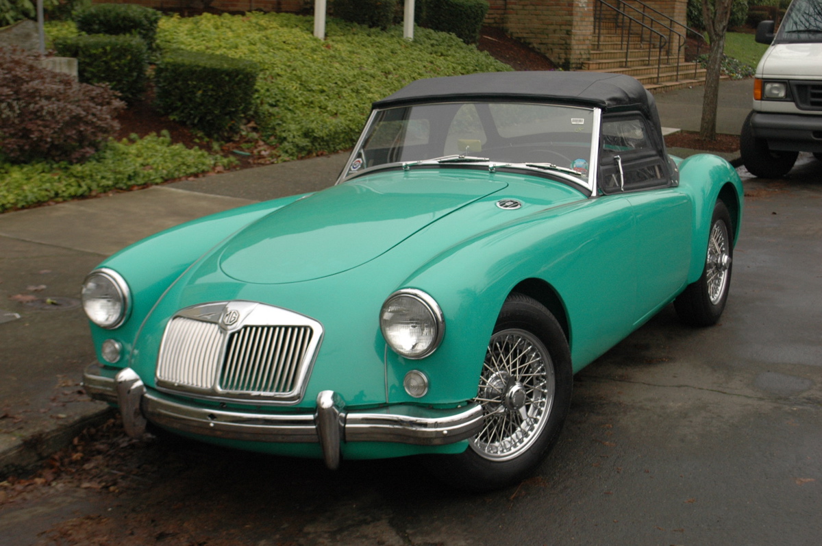 OLD PARKED CARS.: 1959 MGA.