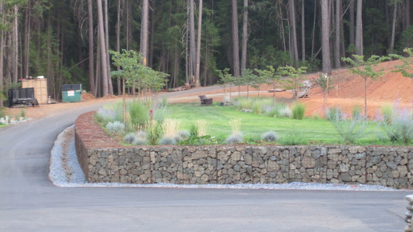 landscapes+gardens design: Terracing to Create Useable Outdoor Spaces