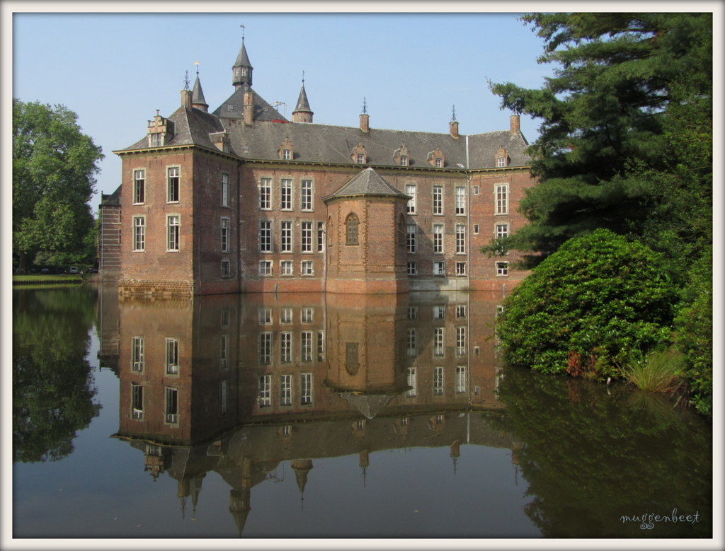 M U G G E N B E E T: bezoek aan Kasteel de Merode