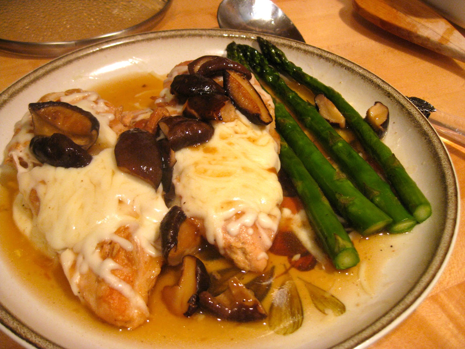 The Home Cooking Kitchen: Cheesecake Factory's Chicken Madeira
