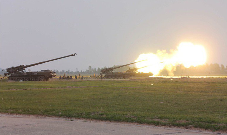 Ukrainian army has got 2S7 "PIONs" and more.