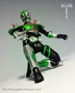 Ten Toy Gallery: Review: S.H.Figuarts Masked Rider Verde