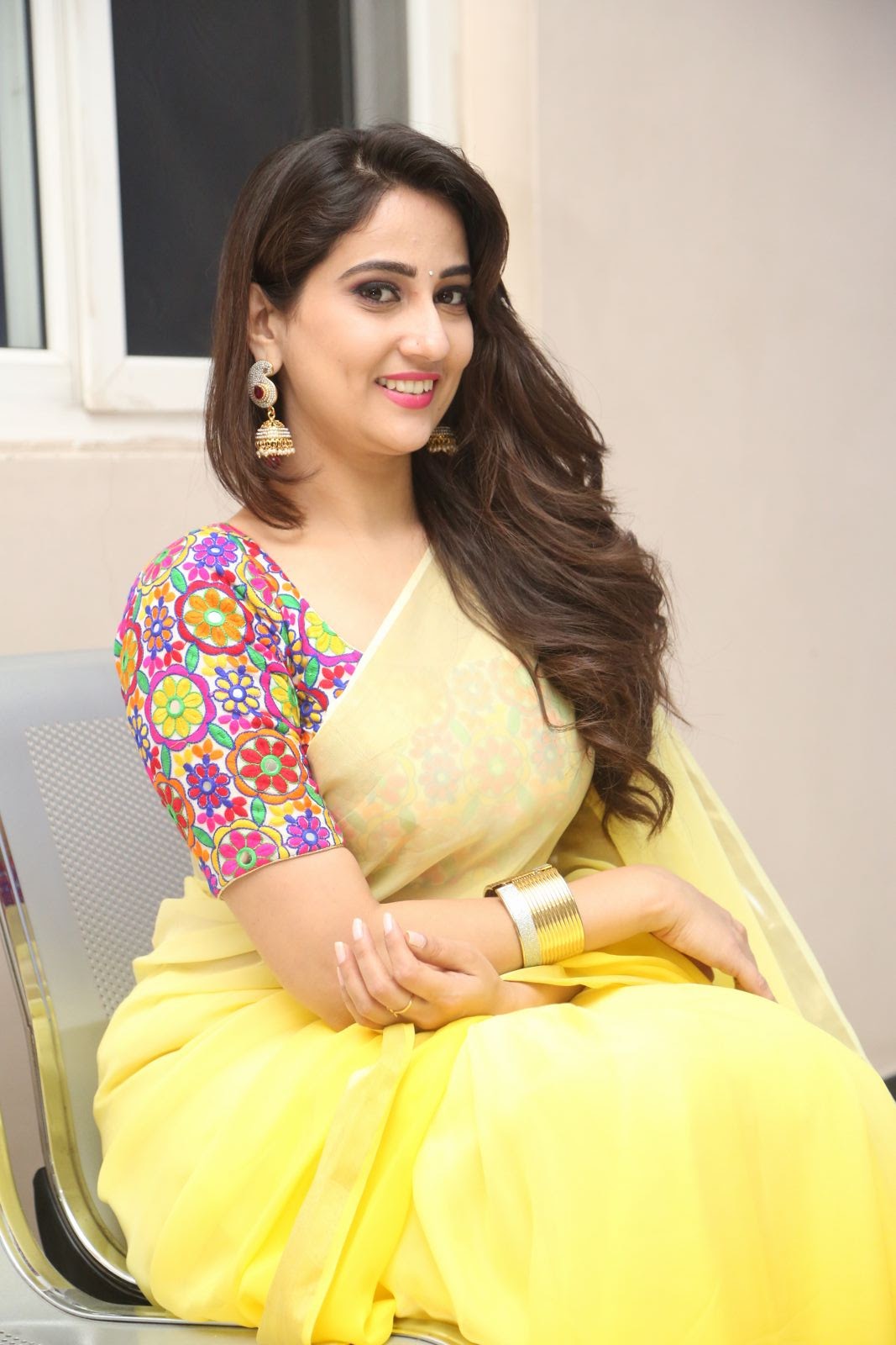 Anchor Manjusha latest dazzling photos gallery