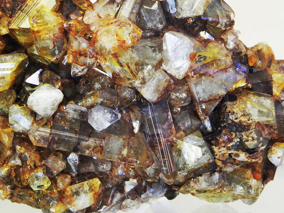MINERALES: TOPACIO