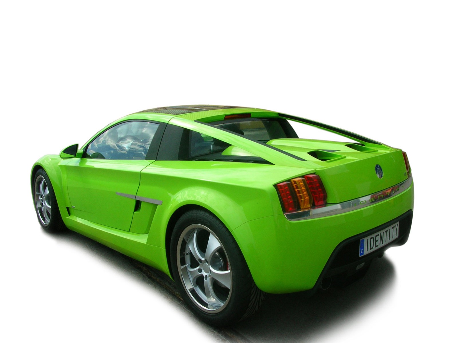 Car Pictures: Mazel Identity i1 2006