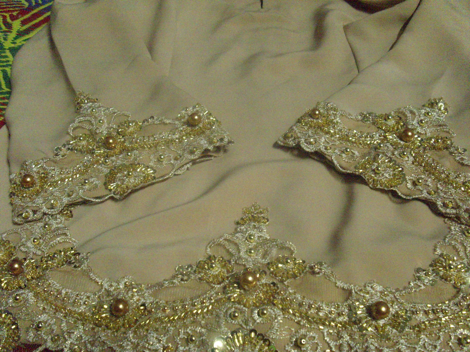 Tempahan Jahit Manik baju dan Tudung: Tempahan Jahit Manik dan Labuci KU