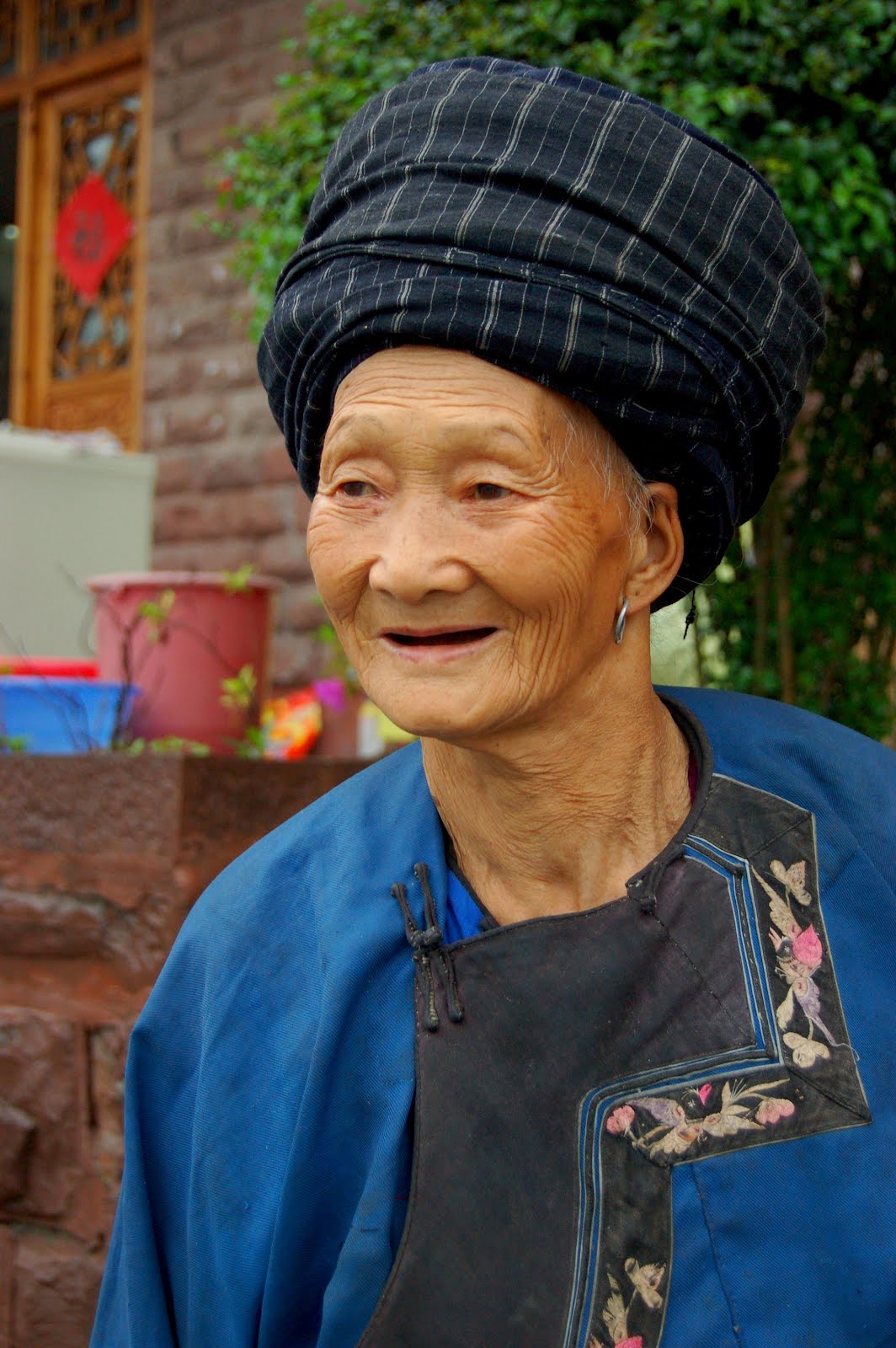 ...completely random stuff...: June 2011