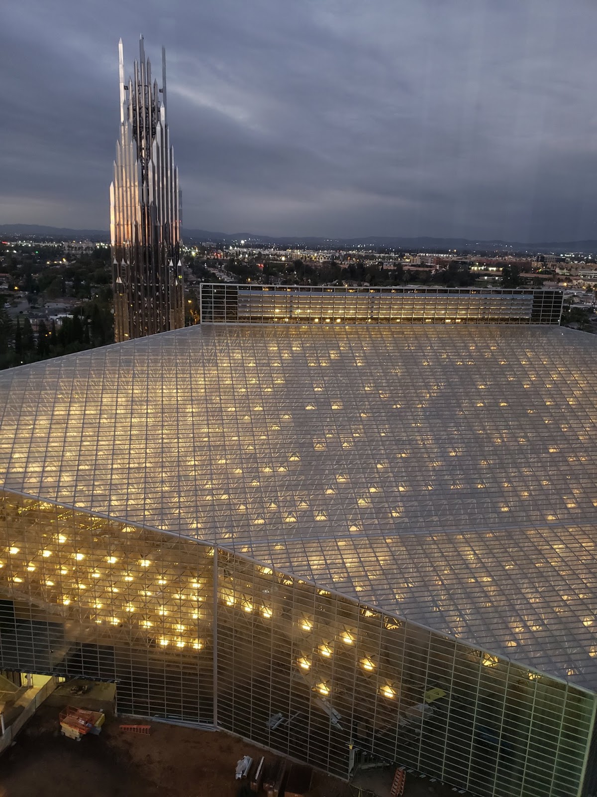 southern orders: CRYSTAL CATHEDRAL, NOW WITH A CHRISTIAN NAME, CHRIST ...