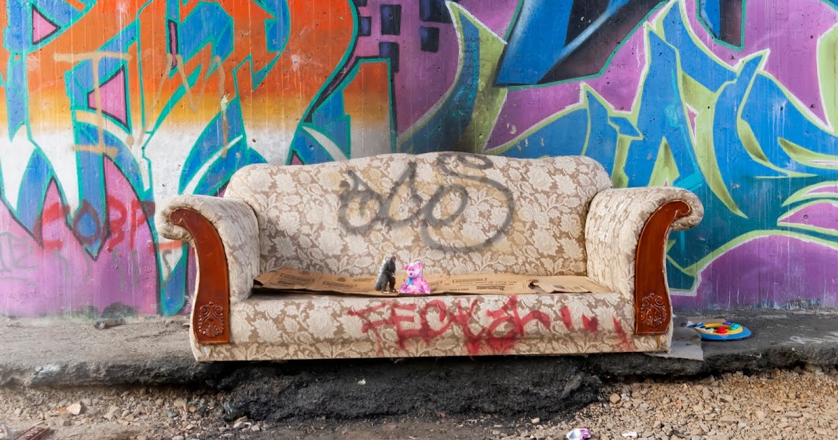 NEW SAVANNA: Sofa in the wild with graffiti