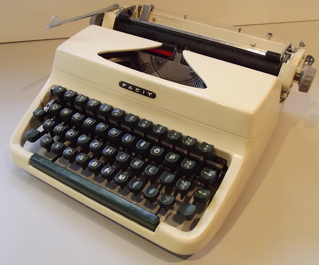 oz.Typewriter: A Tale of Two Facit Portable Typewriters