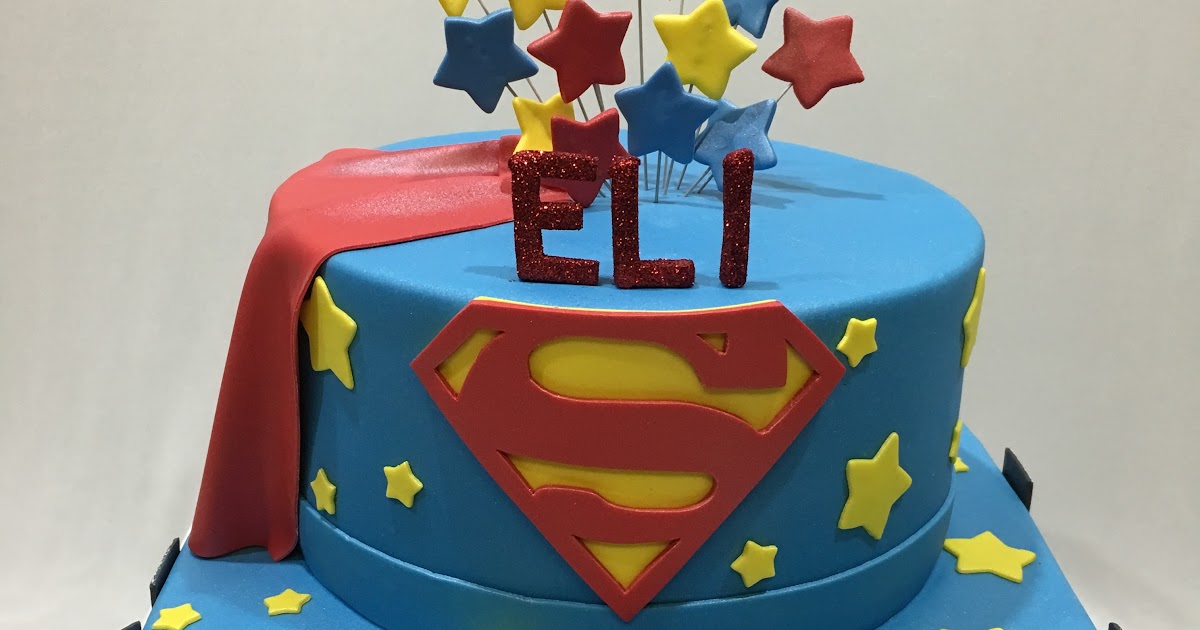 MyMoniCakes: Super man cake with skyline design