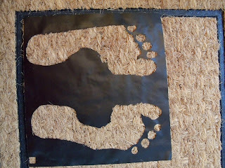 Pocketful Of Dreams: Footprint Door Mat How-To
