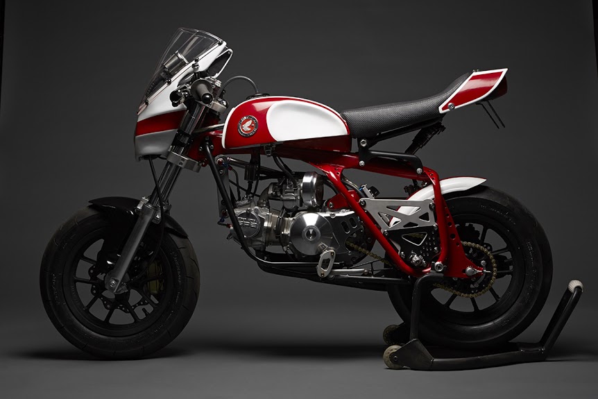 カスタムバイク紹介: ホンダ モンキーZ50A カフェレーサー