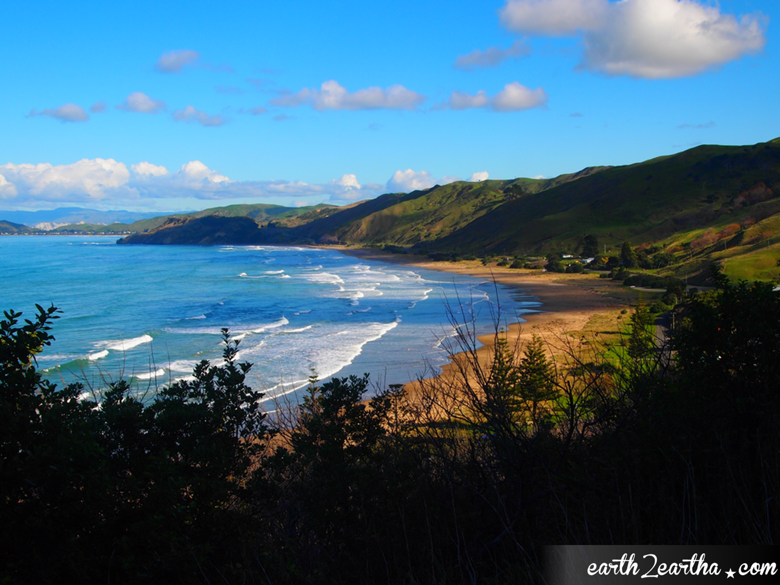 Gisborne NZ: The First Light Of The World ~ Earth2Eartha