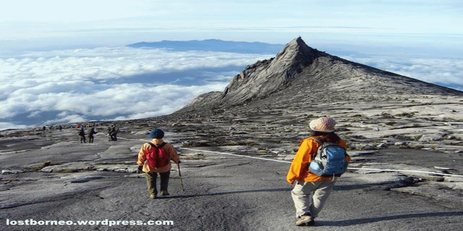 Gunung Kinabalu ~ simplestyle