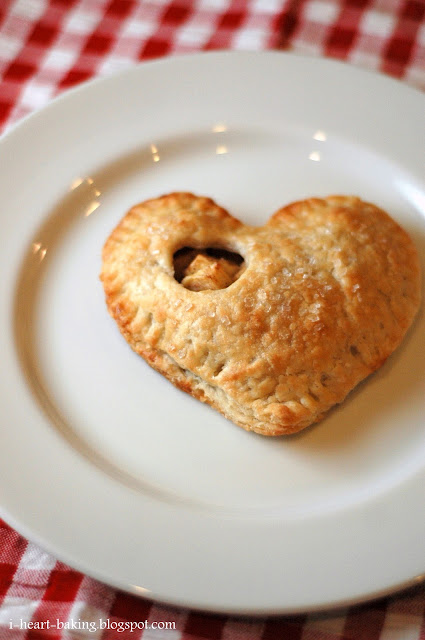 i heart baking!: heart-shaped apple pocket pies