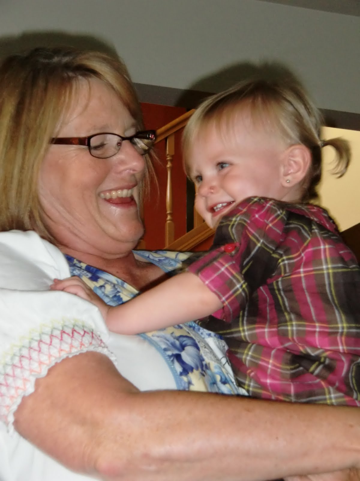 Madison Rose Pepper: Maddie's First Piggy Tails!