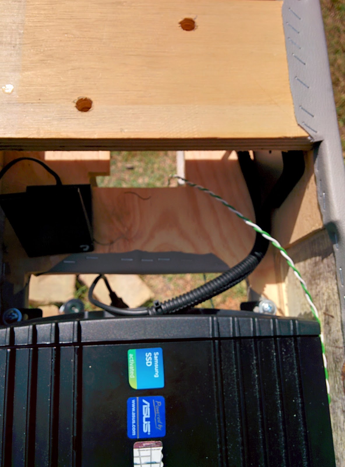 How To Build an In-Car Computer System: Computer Installation