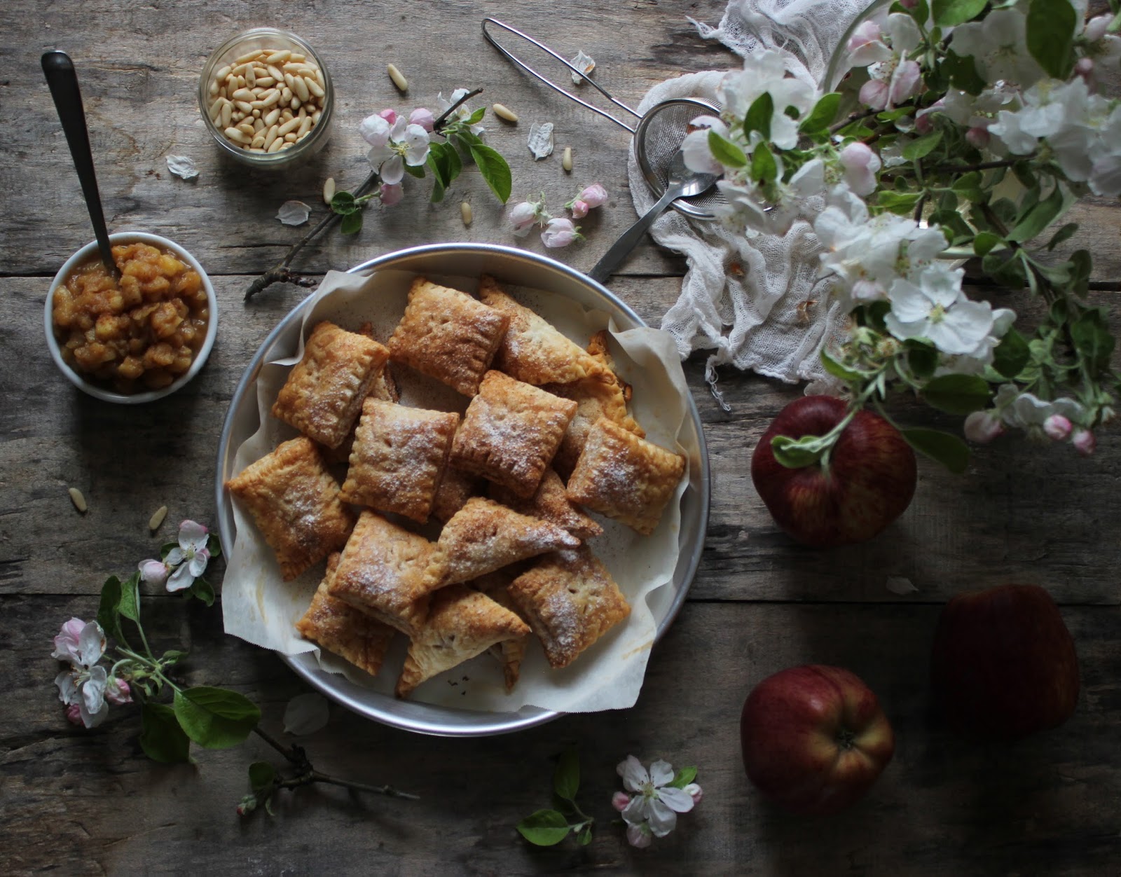 Vanilla&Staubzucker: Apple strudel bites - Bocconcini di strudel di ...