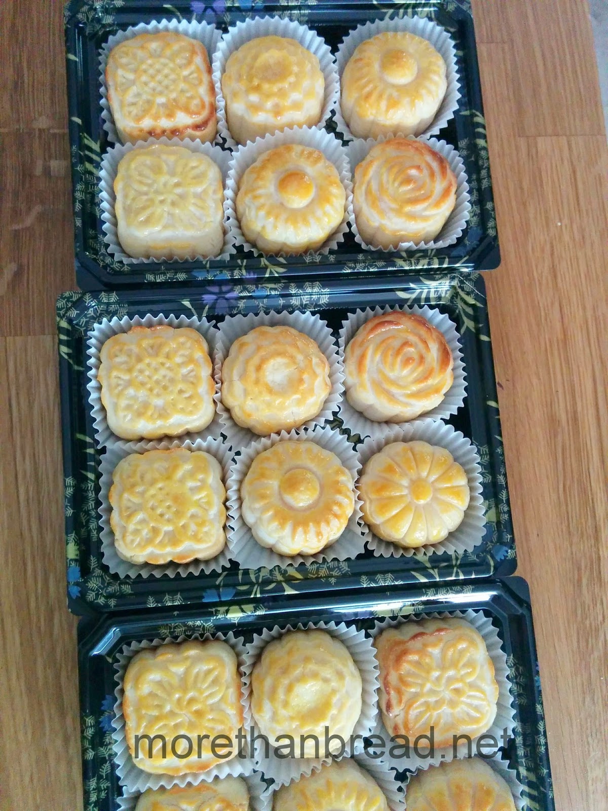 More Than Bread: Custard Mooncake Class 奶黃月餅班