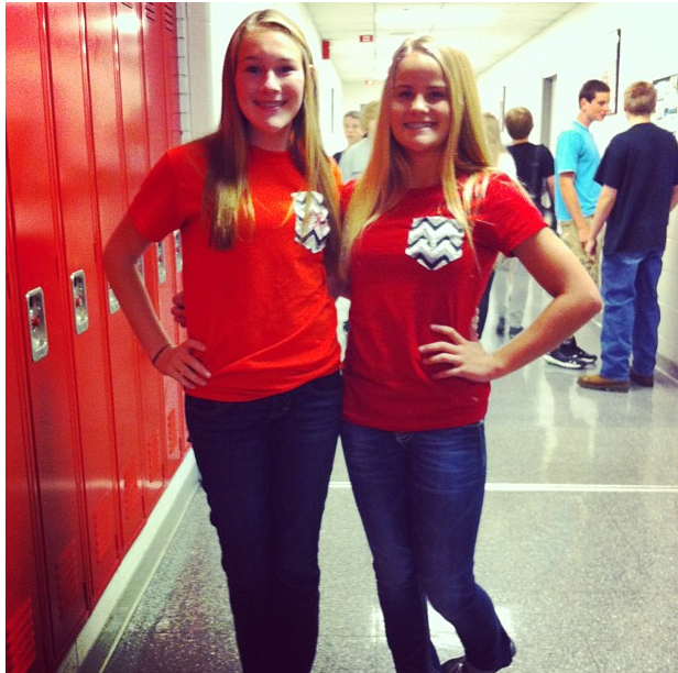 DIY Projects & Crafts: School Spirit T-Shirts