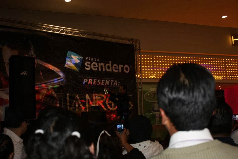 Magia e Ilusionismo para PLazas: Plaza Sendero Toluca