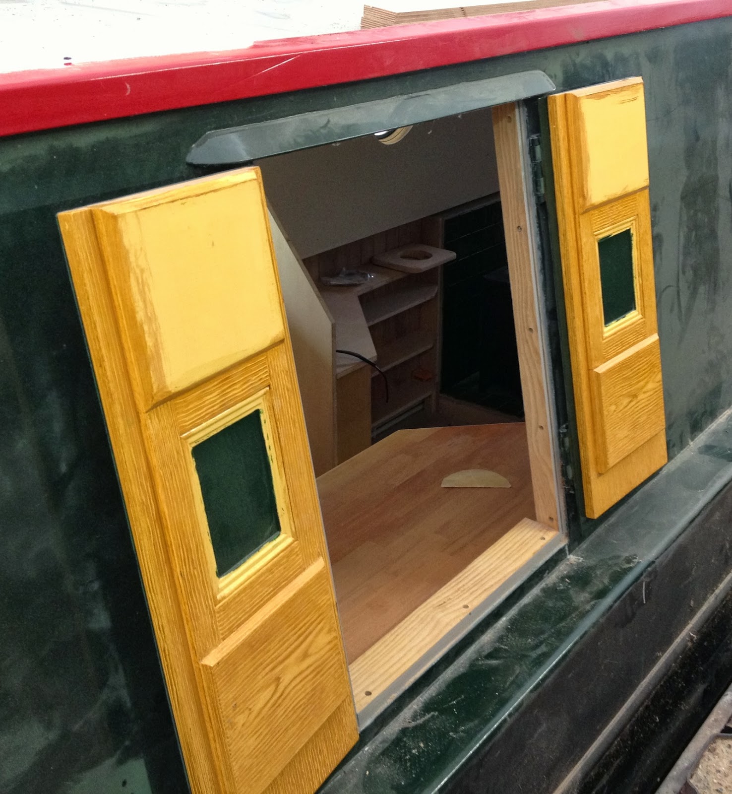Narrowboat Alice: Fit-out progress ... ninth instalment (September 2013)