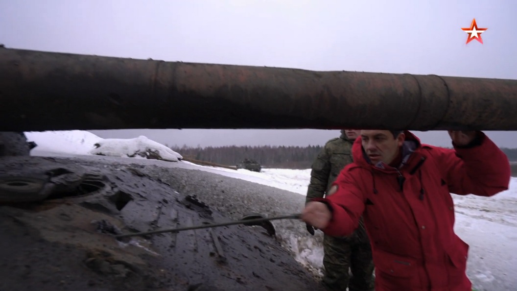 Historia y tecnología militar: Pruebas de tiro con un T-90M