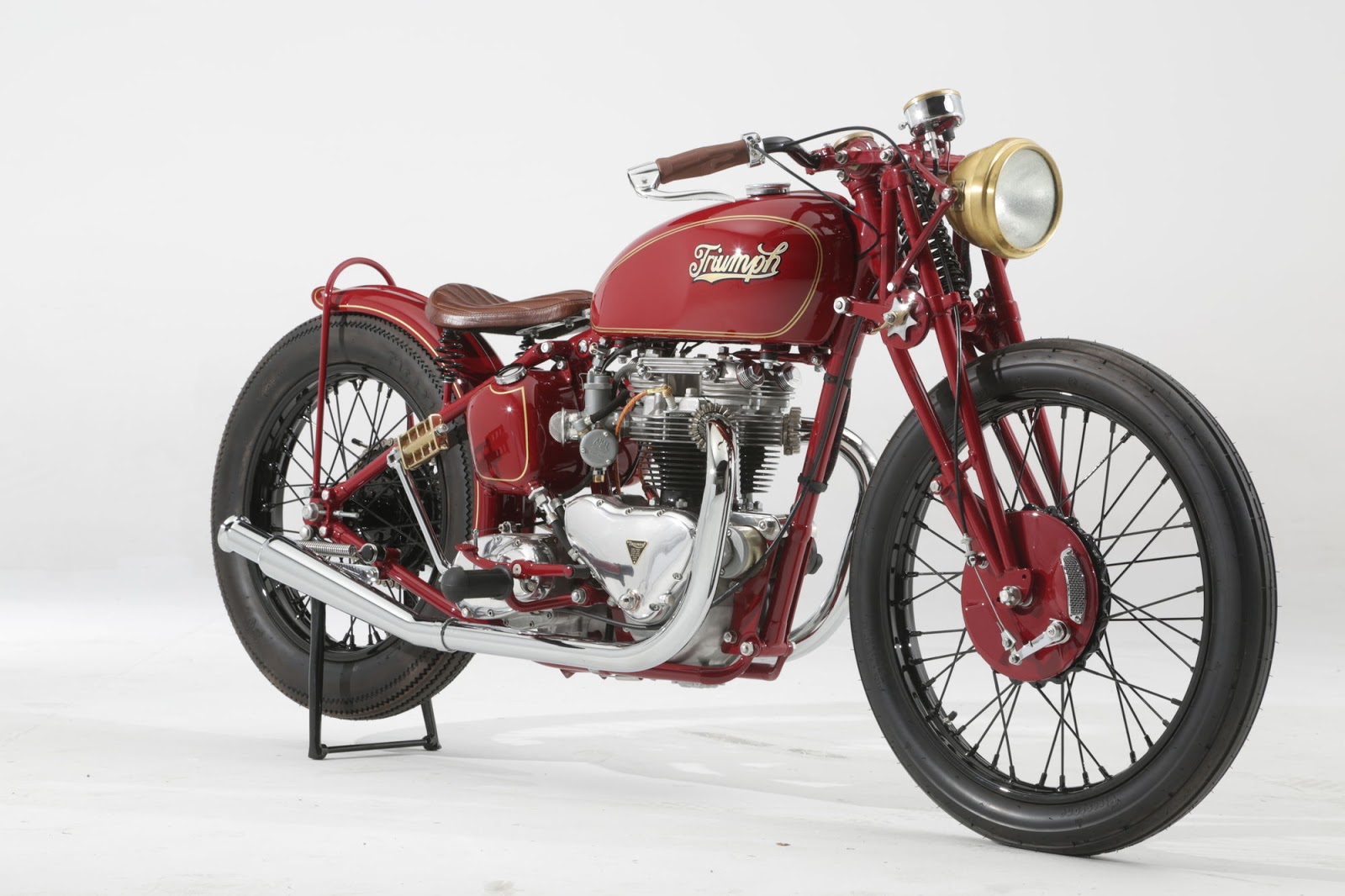 Working.Class.Kustoms: Steve Caballero's 1952 Triumph Pre-Unit