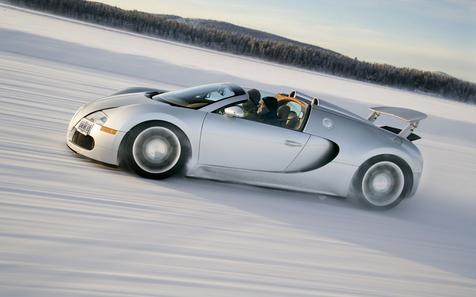 Top 31 Most Beautiful And Fabulous Bugatti Car Wallpapers In HD