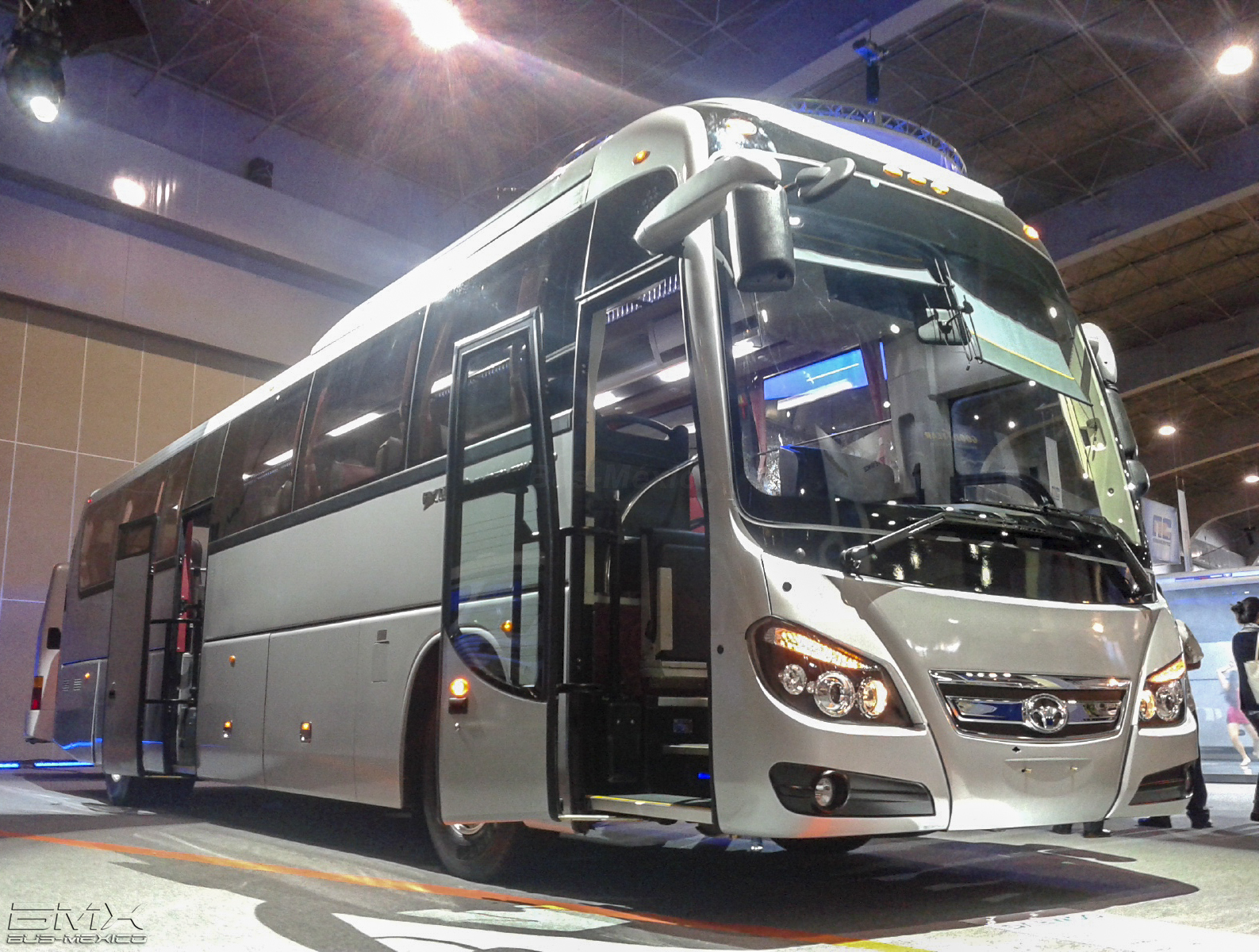 Llega Daewoo a México - Bus-México