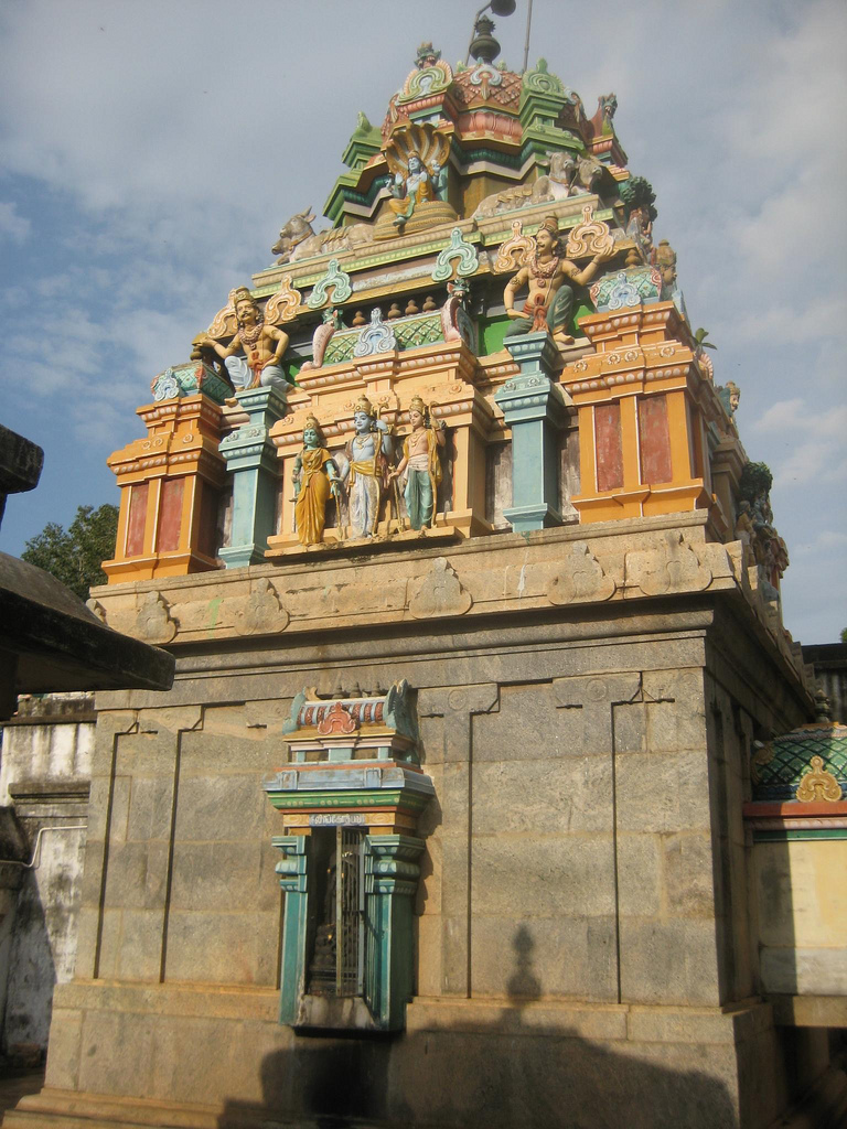 Tamilnadu Tourism: Oondreeswarar Temple, Poondi – The Temple