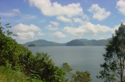 Eksotisme Tempat Wisata Danau Moat - Jelajah Keindahan Indonesia