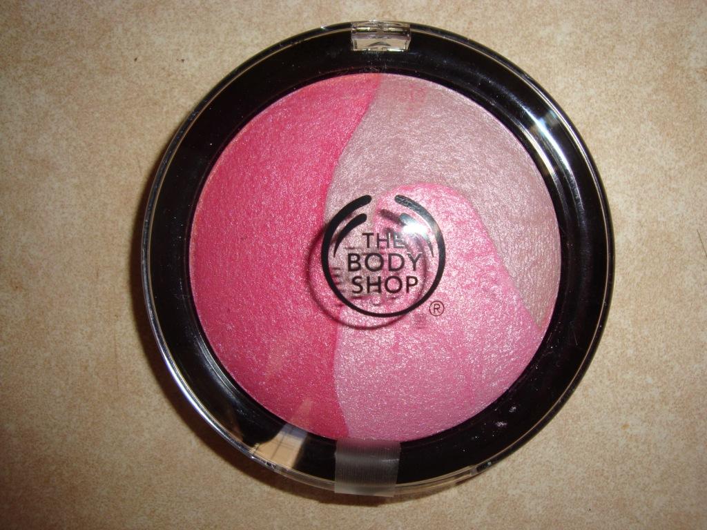 Family is my LIFE and Makeup is my passion!: The Body Shop BLUSH TRIO ...