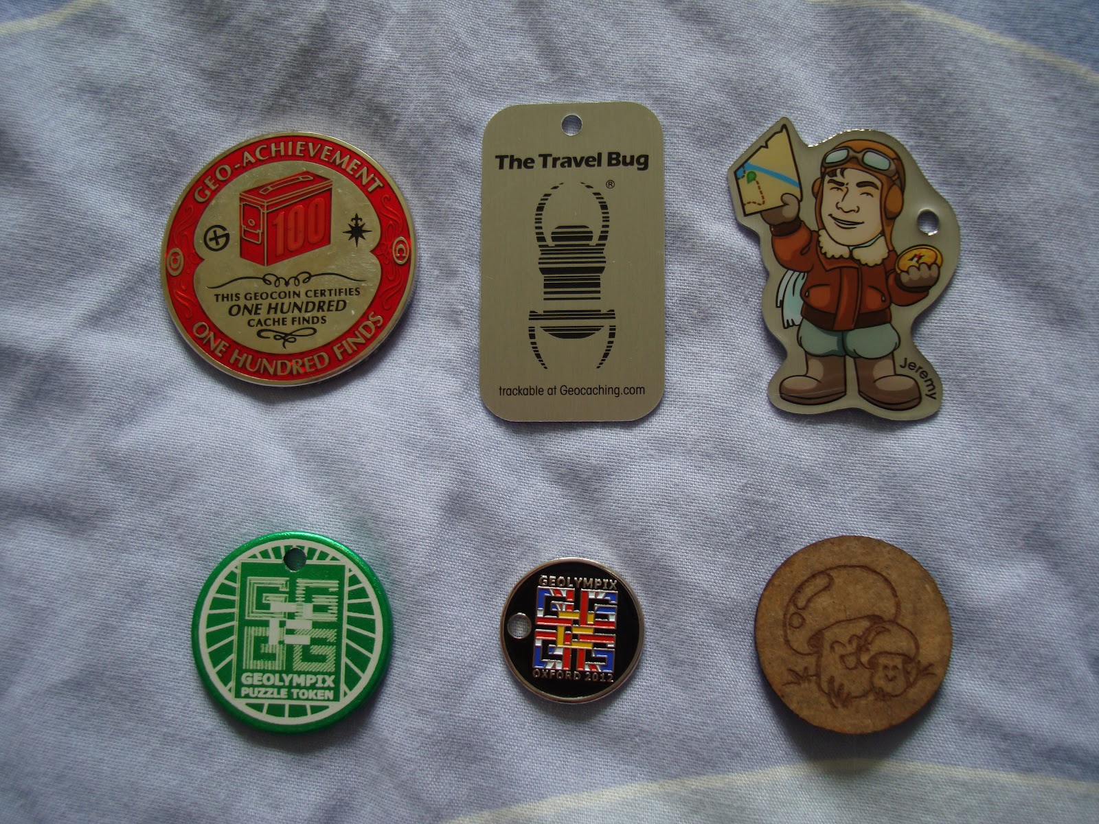 Fun-gal caching: Geocaching Trinkets