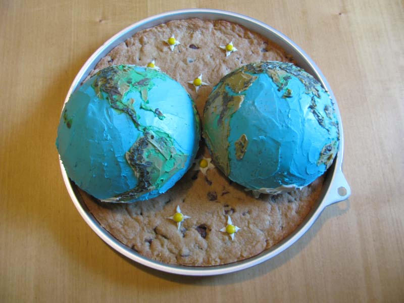 Cookie Art: Hemispheres, Earth Cake