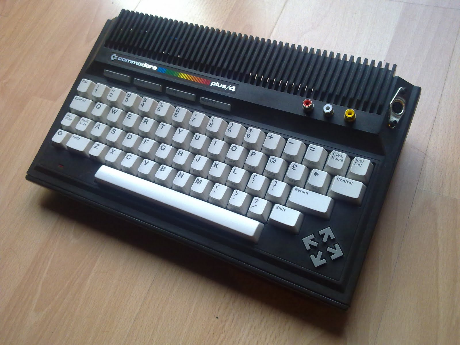 bieno64: Commodore Plus/4 RGB
