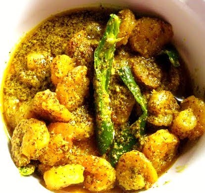 BENGALI FOOD RECIPE: Bhapa Chingri - Steamed prawns with mustard and ...