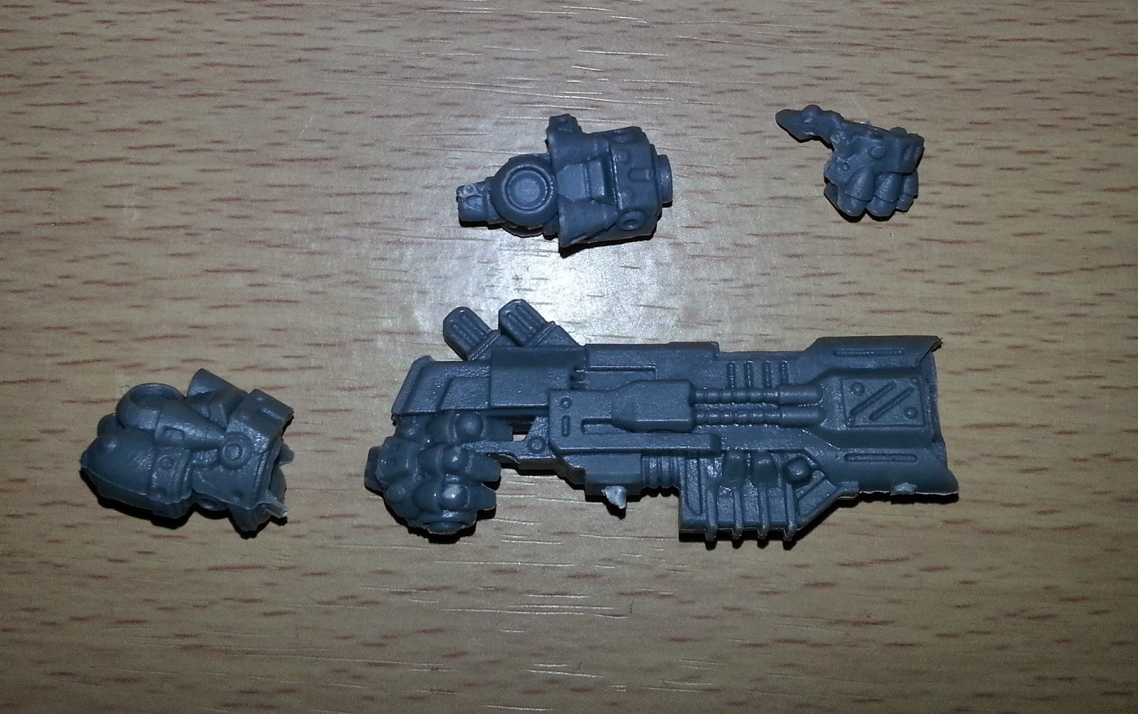 Children of the Kraken: Mantic's Deadzone Strider