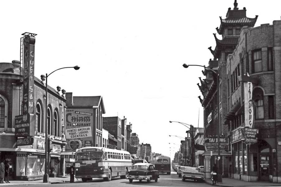 CHUCKMAN'S COLLECTION (CHICAGO POSTCARDS) VOLUME 11