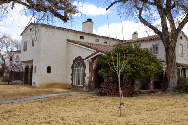 At The Drive In: A Very Personal Goodbye To Breaking Bad by Xana La Fuente